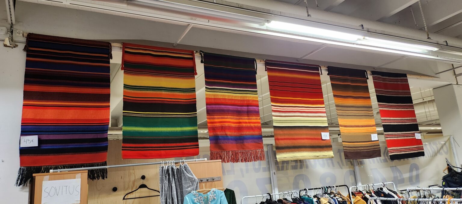 MATOT, RYIJYT JA RAANUT - Huonekalumesta